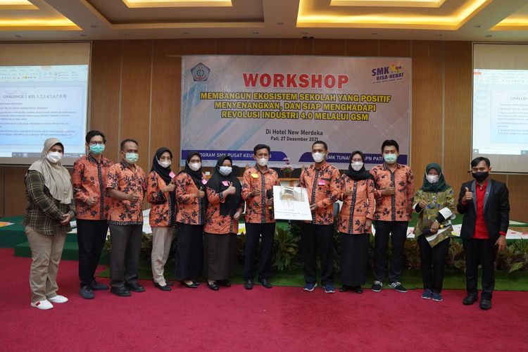 Sadar Pentingnya Ekosistem Positif, SMK Tunas Harapan Pati Gelar ... Sadar Pentingnya Ekosistem Positif, SMK Tunas Harapan Pati Gelar ...